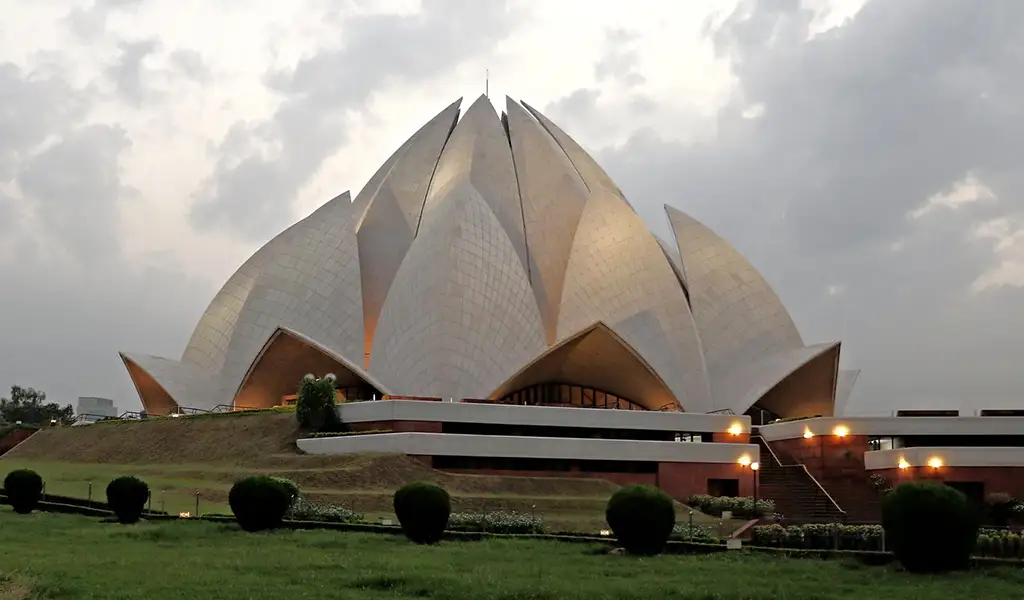 17 Days India Bhutan Nepal Tour: A Captivating Journey Across India ...